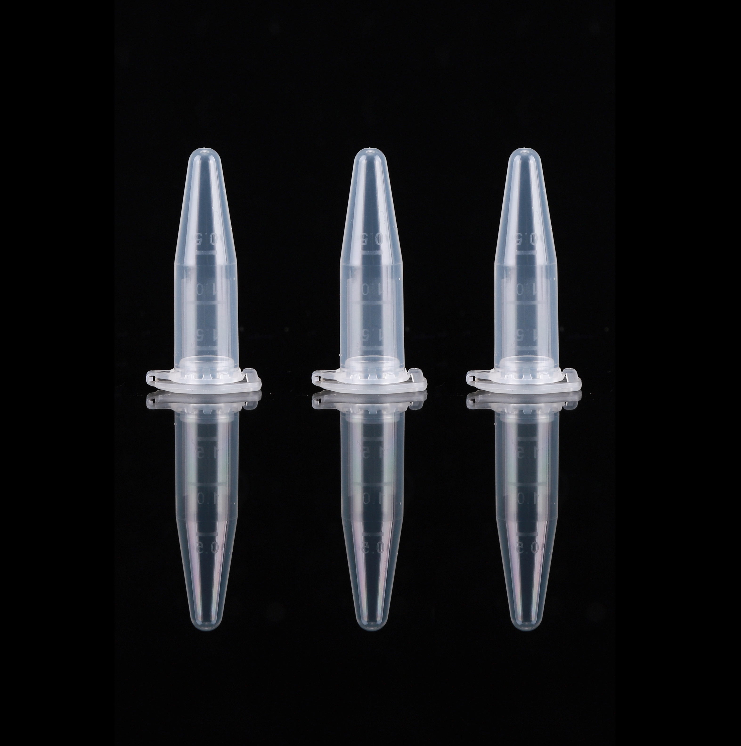 Microcentrifuge Tubes vs PCR Tubes – GMP Plastic