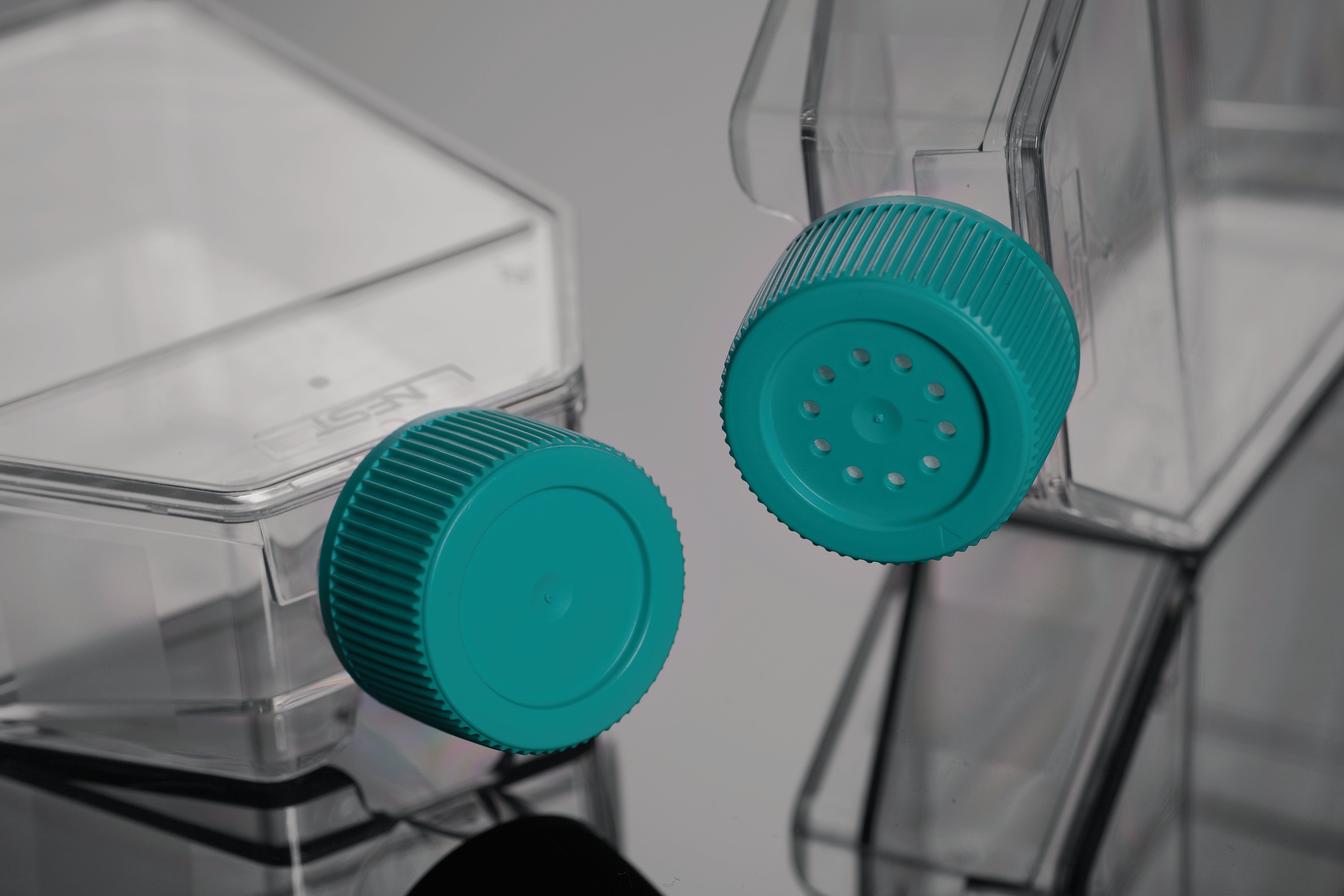 When to Use a Vented TC Flask – GMP Plastic