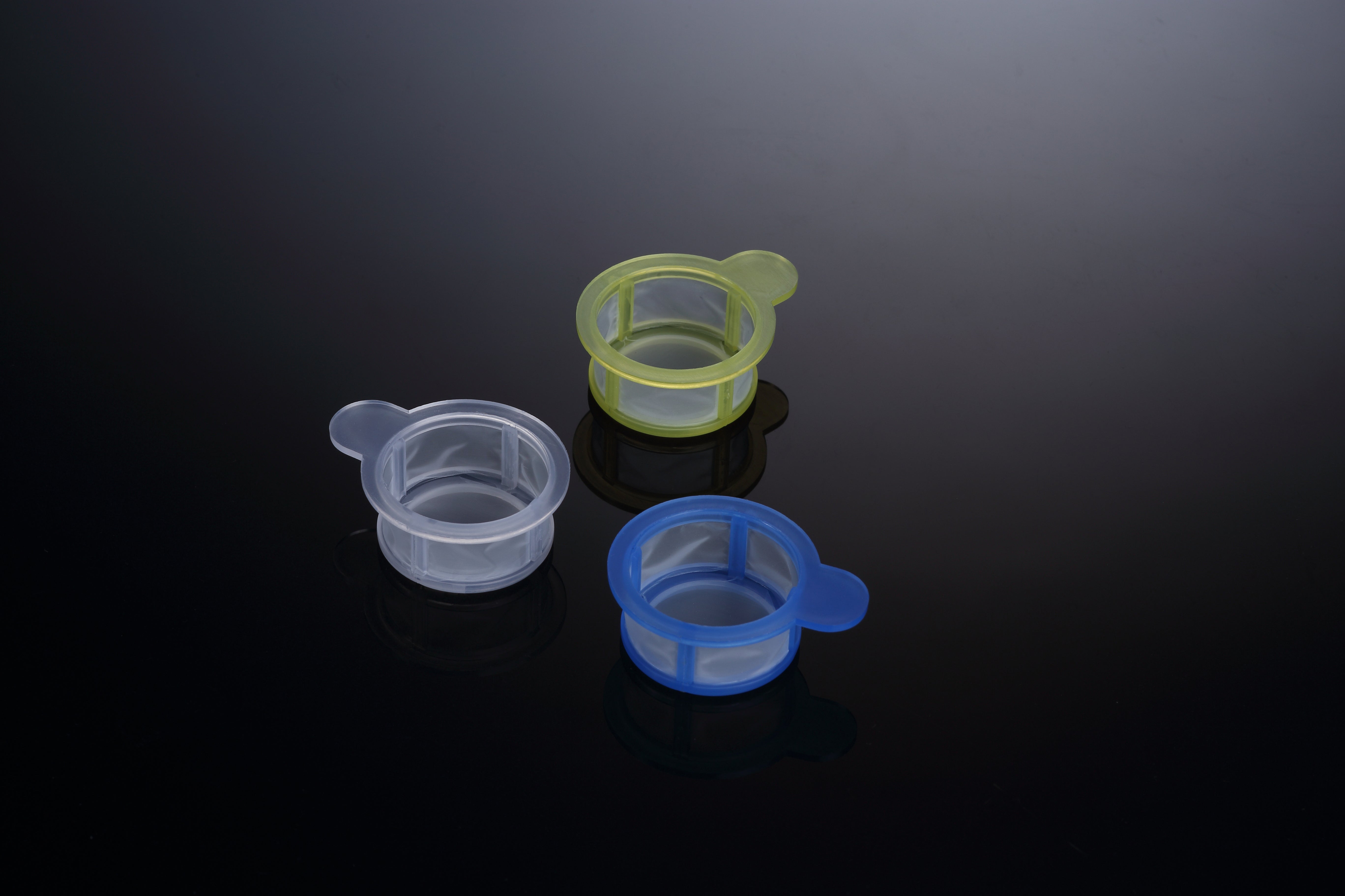 Choosing the Right Cell Strainer – GMP Plastic