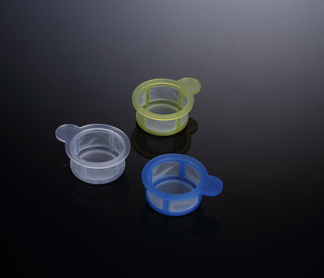Choosing the Right Cell Strainer – GMP Plastic