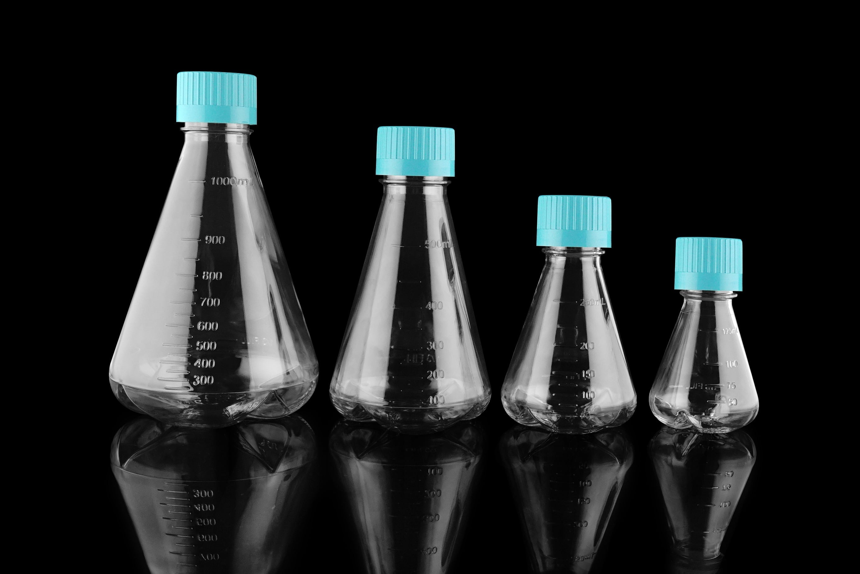 Glass Labware vs Plastic Labware – GMP Plastic