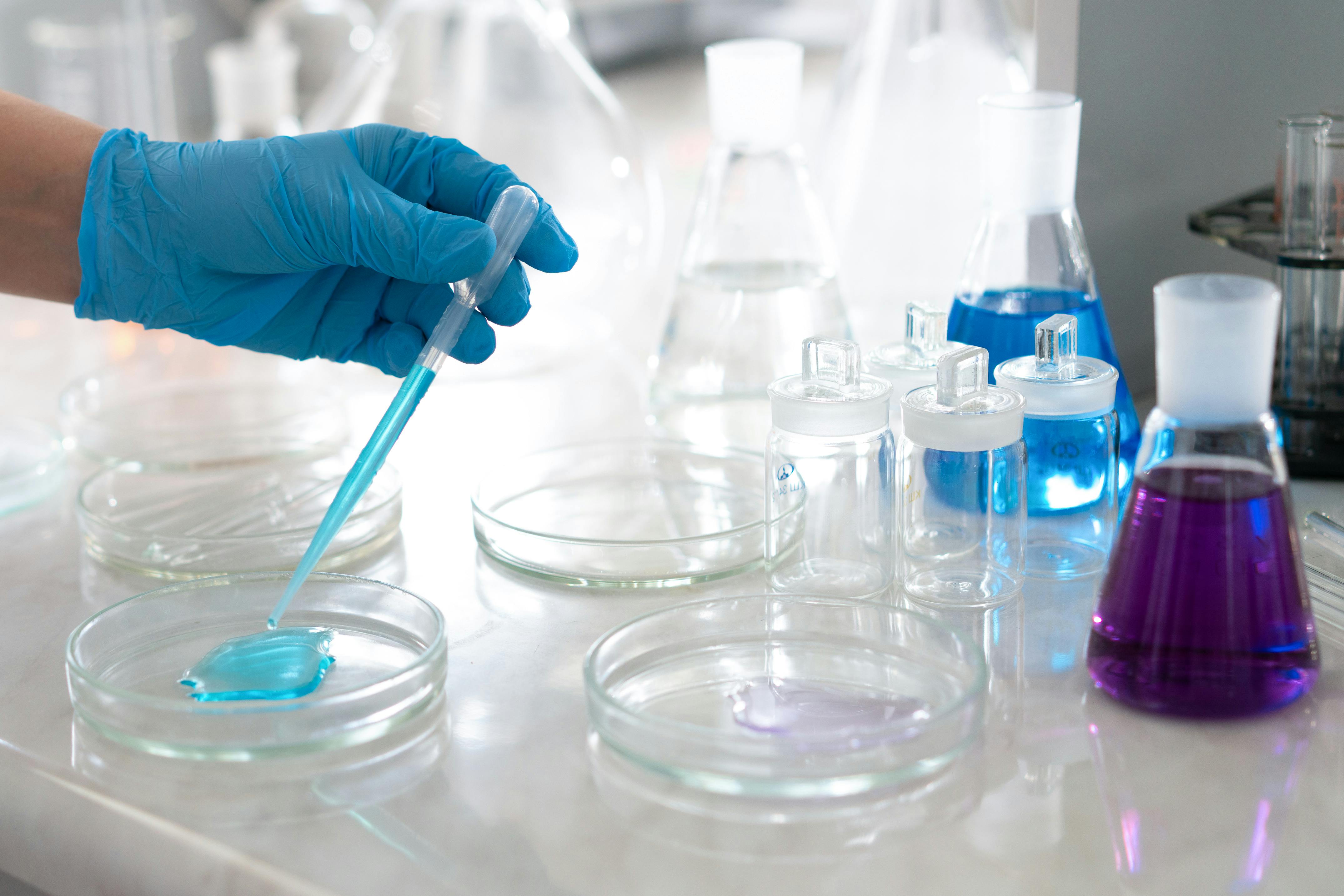 Top Tools for Real-Time Cell Viability and Growth Monitoring – GMP Plastic