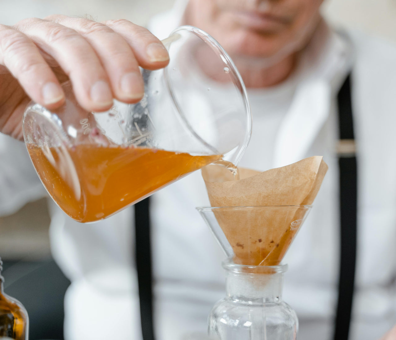 Filtration vs Centrifugation – GMP Plastic